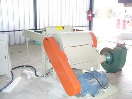 FS-22 FOAM GRINDING MACHINE