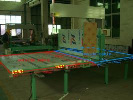 VERTICAL FOAM CUTTING MACHINE