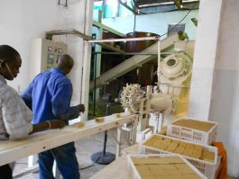 P-4421 LAUNDRY SOAP PRODUCTION LINECAPACITY 1000 to 1500 KILOGRAMS PER HOUR