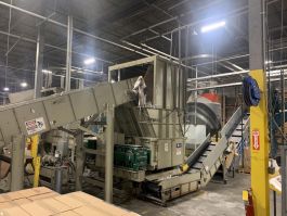 TT-3386 REPUBLIC SINGLE SHAFT SHREDDER, WIDTH 52”, 200 HP SPLIT-APART, YEAR 2011