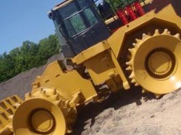 TT-4555 CATERPILLAR 826G LANDFILL COMPACTOR